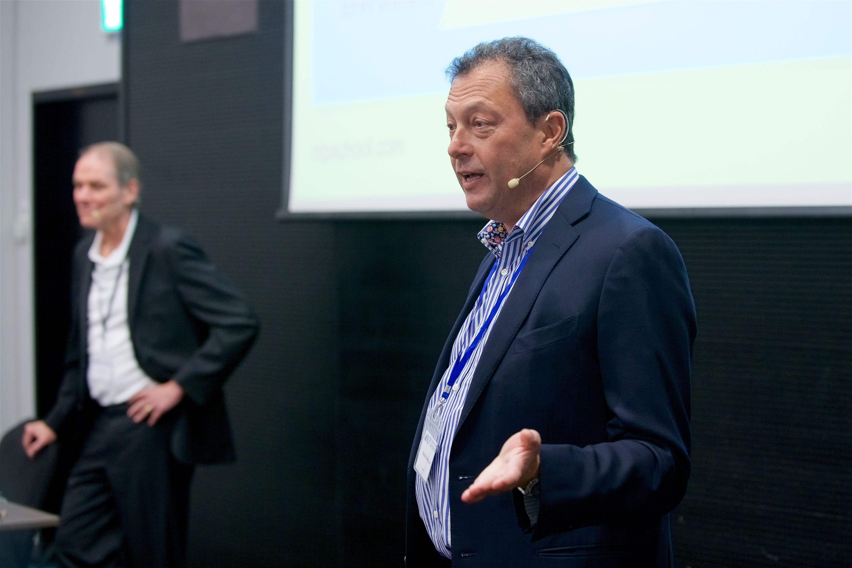 Accredited NLP Training Courses in London with Robbie Steinhouse